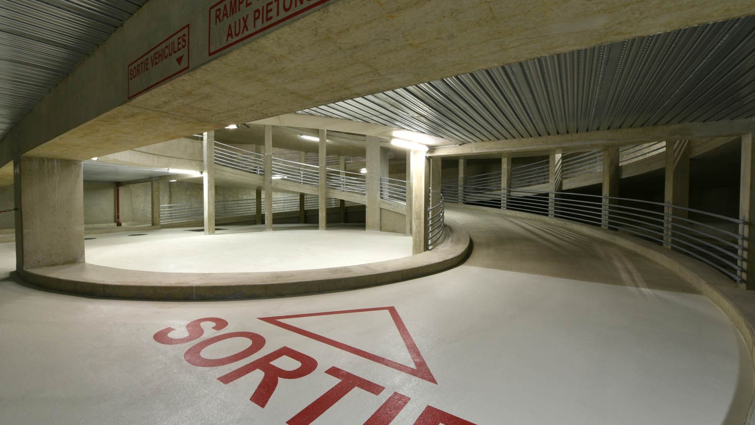 parking Mermoz – Les Éclaireurs